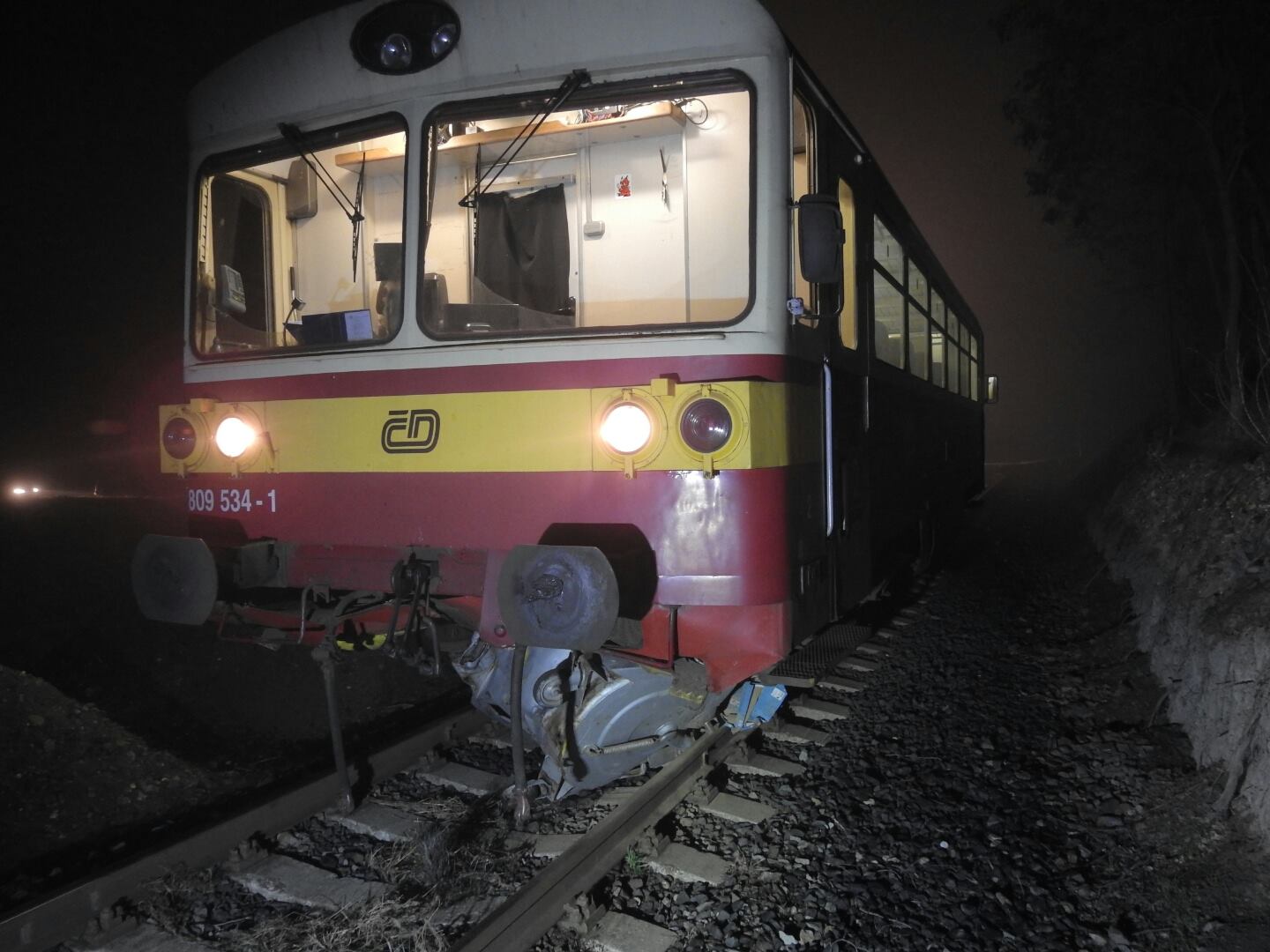 Štědrovečerní vtípek zastavil železniční dopravu do Velvar (foto ...